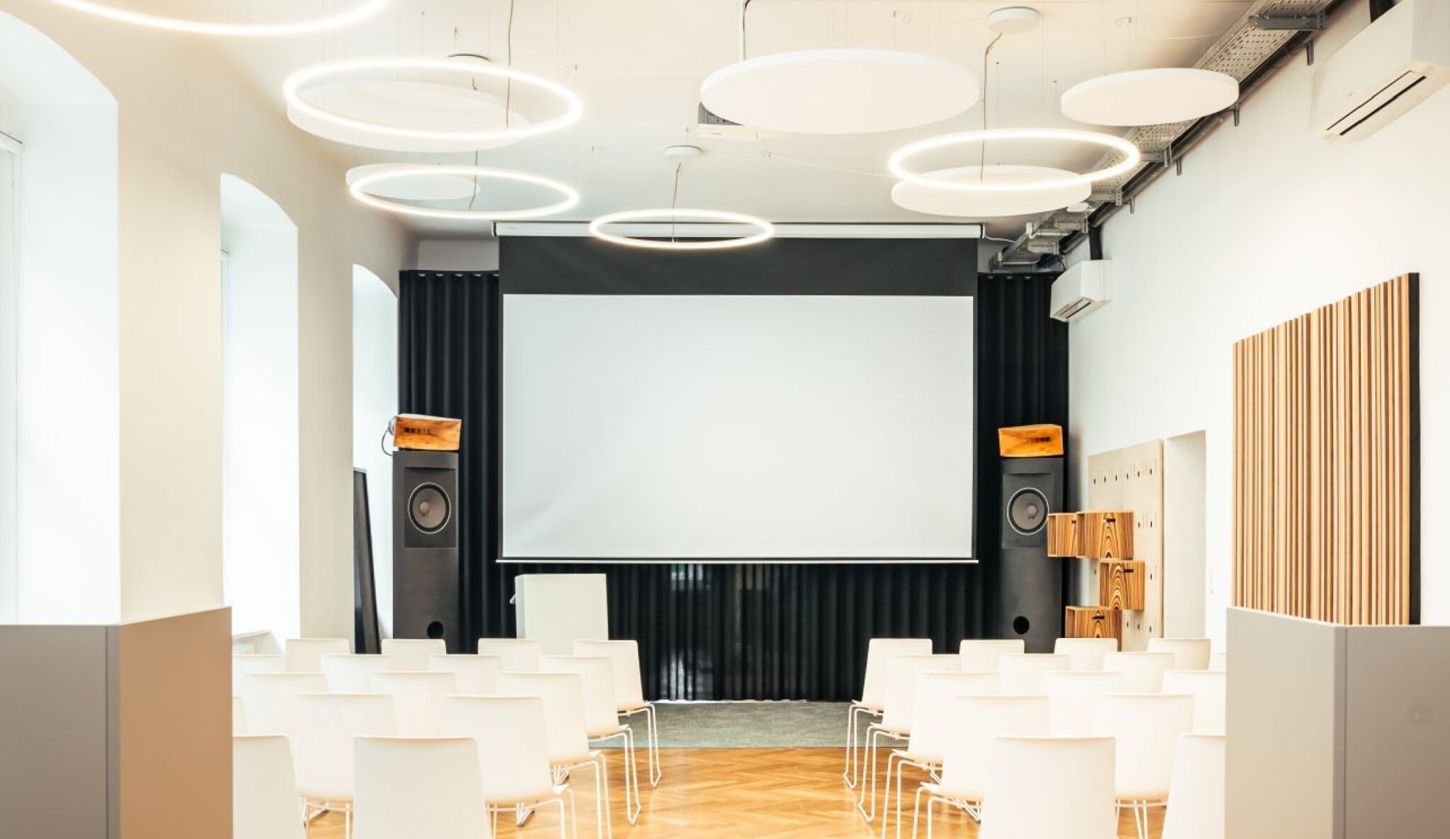 cowerk - my place to be. - cowerk